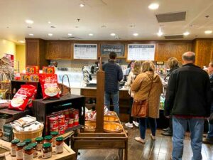 Your Guide to Visiting Asheville's Omni Grove Park Inn - When In Asheville